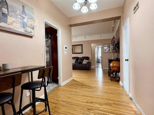 112 2 th Avenue, Unit G | Compass