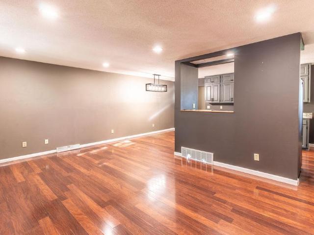 112 4th Street S