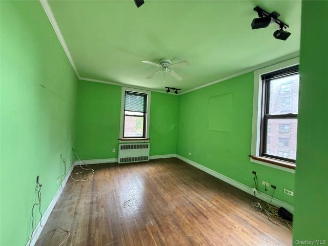 112 50 Northern Boulevard, Unit 3B