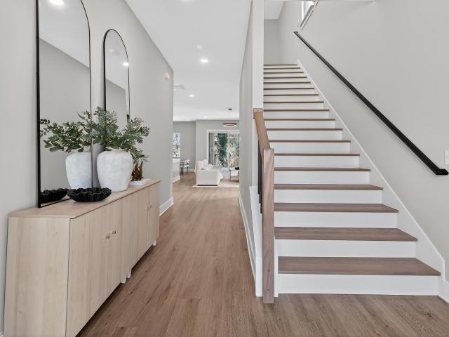 112 C Chestnut St, Greenville, SC 29605 | MLS #1578 | Compass