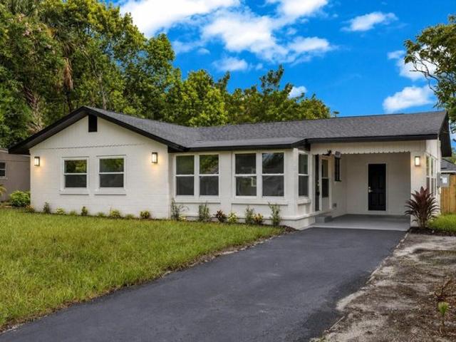 112 Colomba Rd, Debary, FL 32713