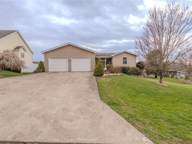 112 Colonial Ln, Uniontown, PA 15401 | MLS #1745 | Compass