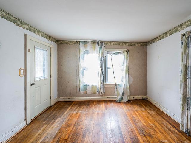 112 Comer Avenue