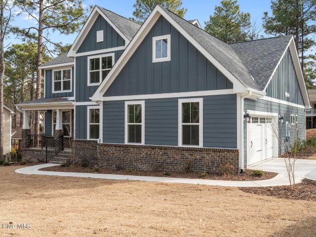112 Callis Circle