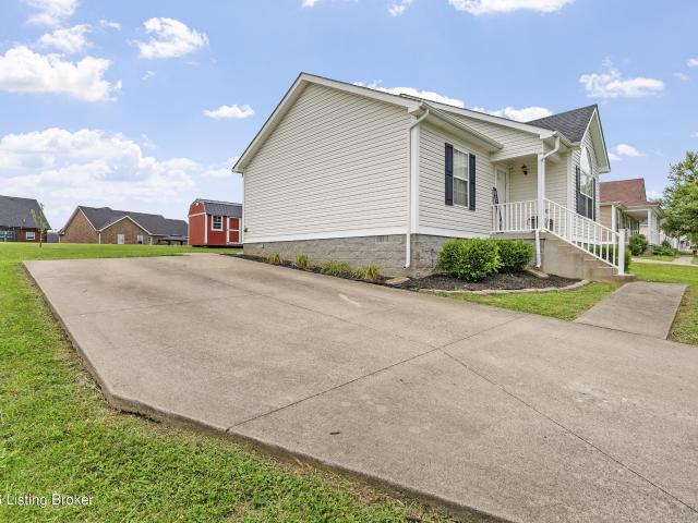112 Camellia Ave