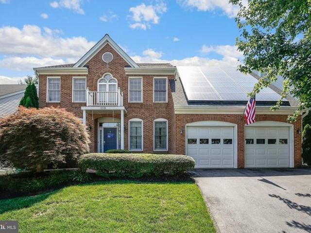 112 Canfield Hill Dr, Gaithersburg, MD 20878