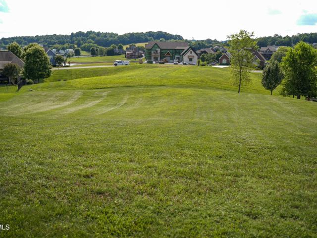112 Cardinal Point