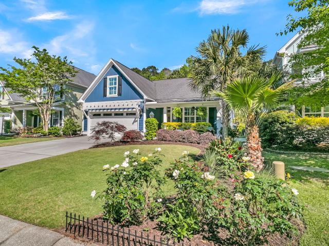 112 Carriage Hill Place