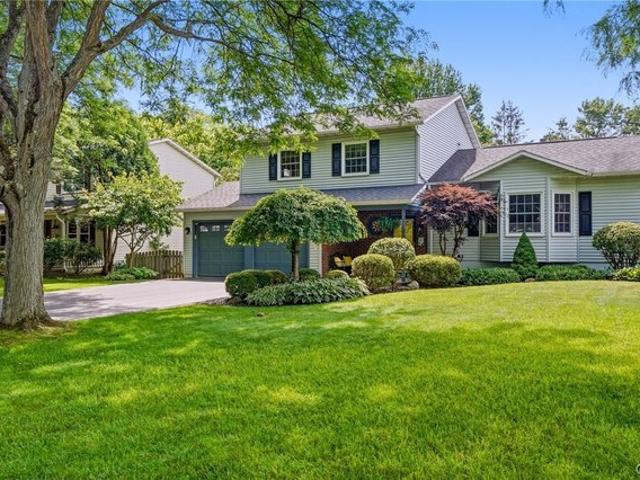112 Casterbridge Ln, Baldwinsville, NY 13027