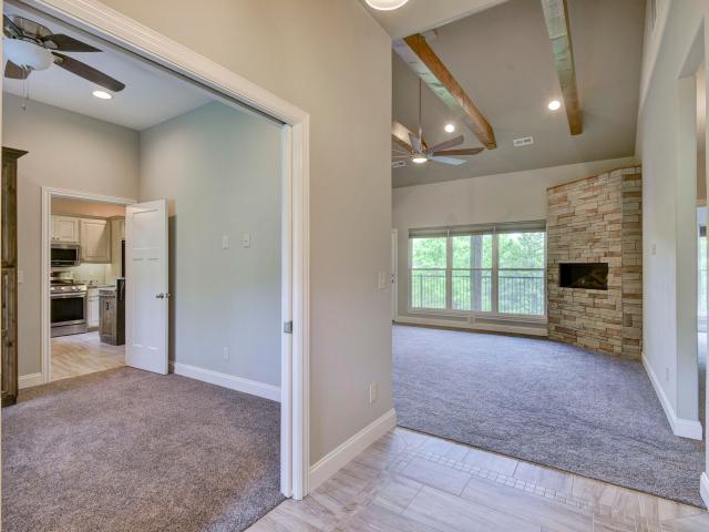 112 Cedar Bluff