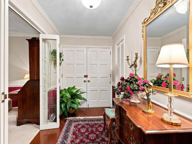 112 Cedar Way Dr