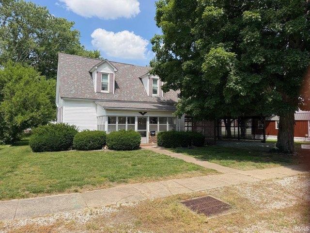 112 Christian St, Worthington, IN 47471