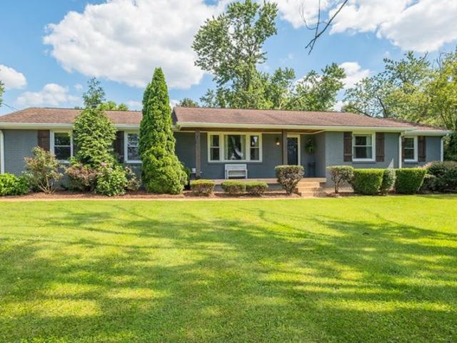 112 Crosby Dr, Hendersonville, TN 37075