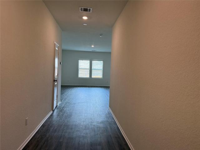 112 Crownover Cv