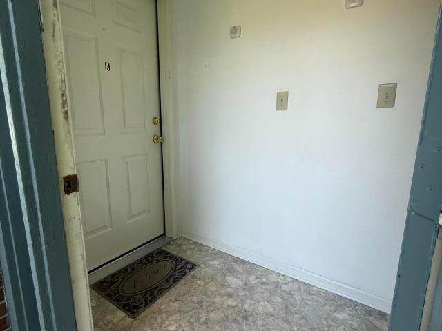 112 A B Meadowlark