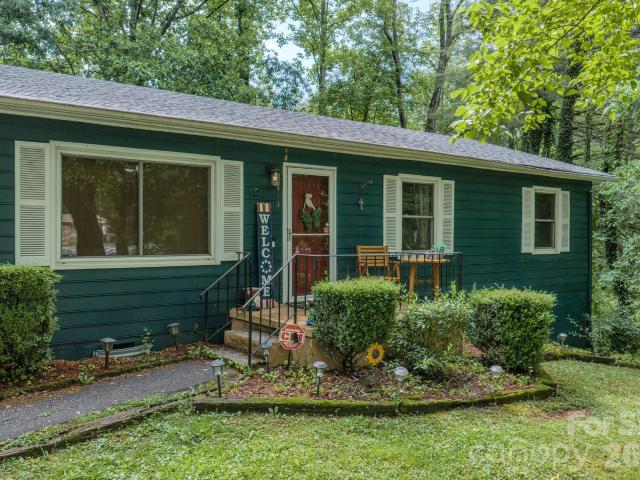 112 Amelia Drive