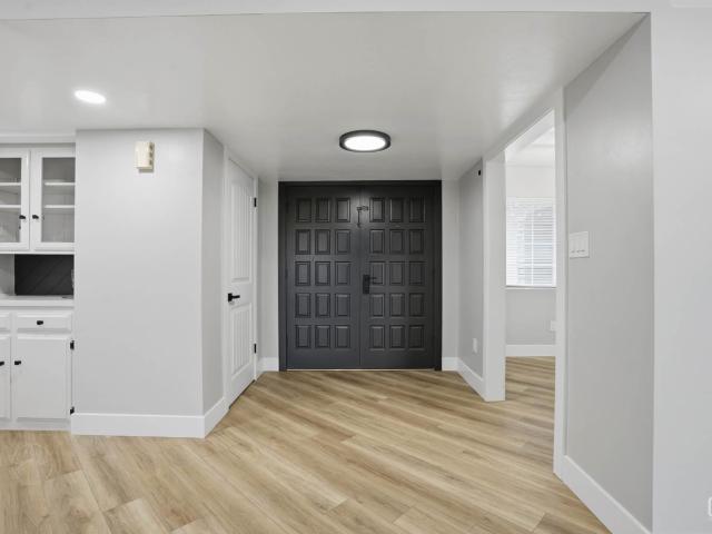 112 Angell Street