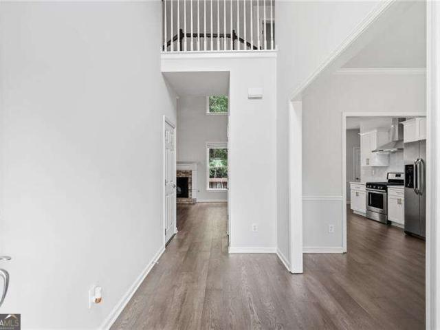 112 Adelaide Crossing