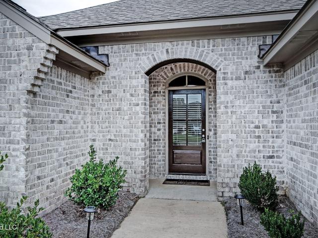 112 Allie Lane
