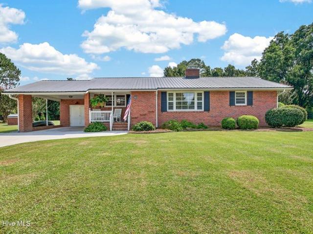 112 Barbara Ave, Midway Park, NC 28544