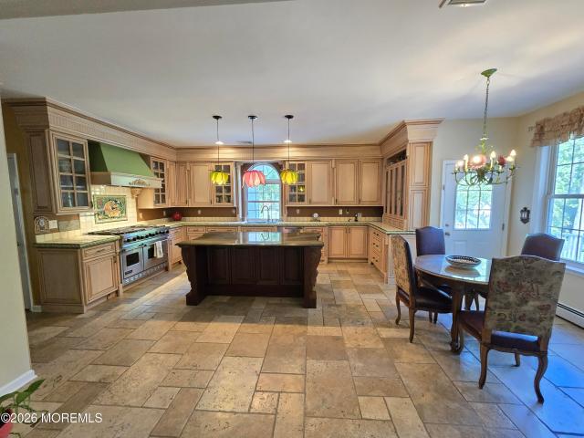 112 Beacon Hill Road