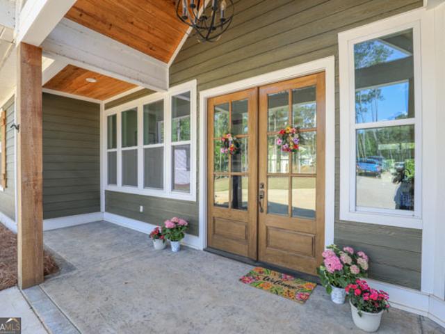 112 Bluewater Boulevard