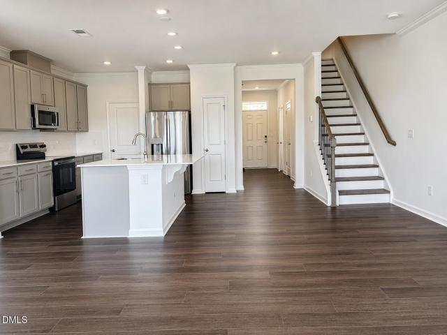 112 Blossom Fld Way