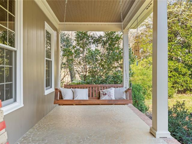 112 Briar Creek Lane