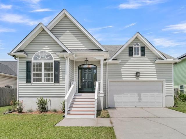 112 Brightwood Dr, Huger, SC 29450