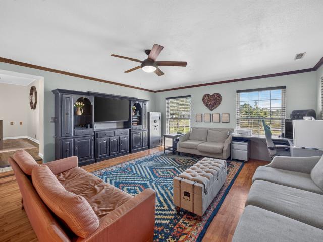 112 Goose Pond Rd