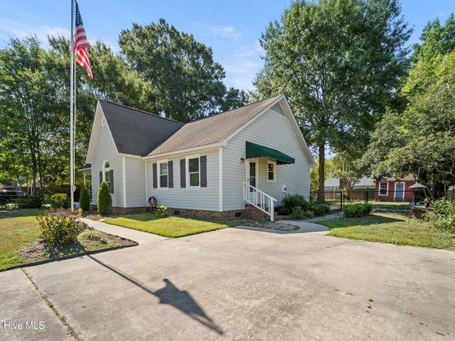 112 Galahad Drive