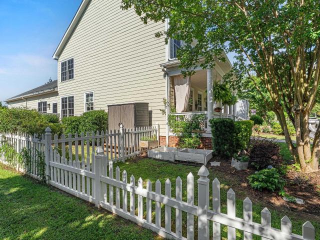 112 Garden Gate Way