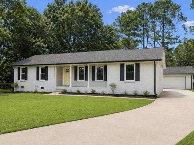 112 General Forrest Ct, Smyrna, TN 37167