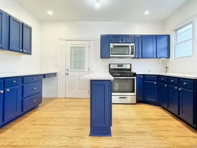 112 Greenwood Street, 114, New Haven, CT 06511