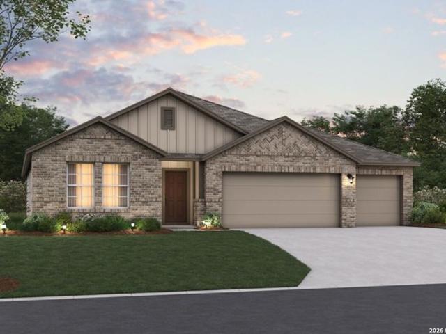 112 Greeley Dr, Floresville, TX 78114