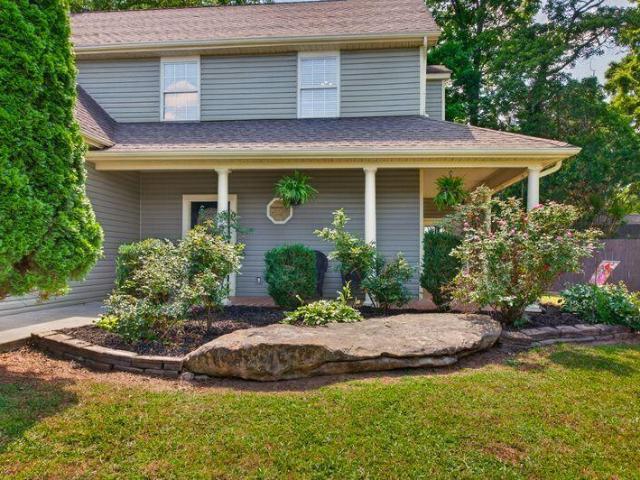 112 Dogwood Trail