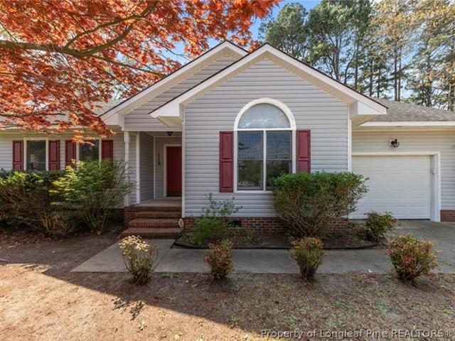 112 Damson Ct, Raeford, NC 28376