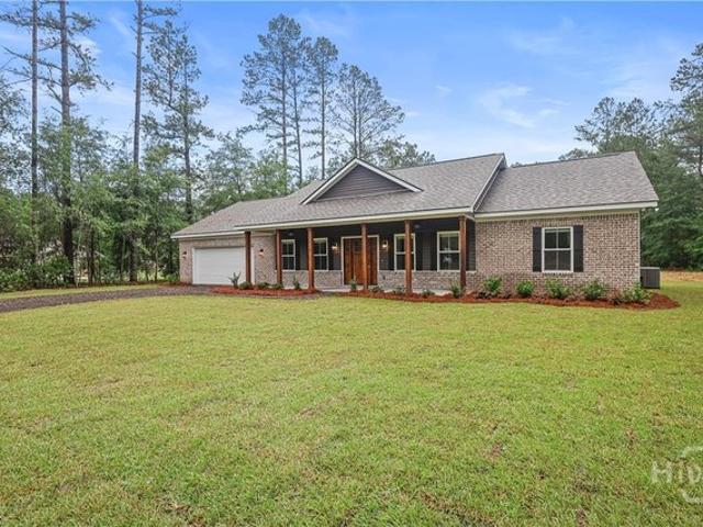 112 Dixie Dr, Springfield, GA 31329