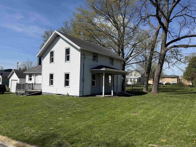 112 E Church St, Orfordville, WI 53576