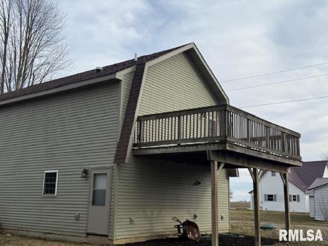 112 E Grand Ave, Owaneco, IL 62555 | MLS #CA1041 | Compass