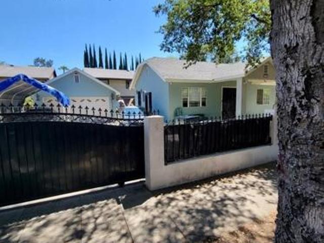 112 E Hammond St, Pasadena, CA 91103