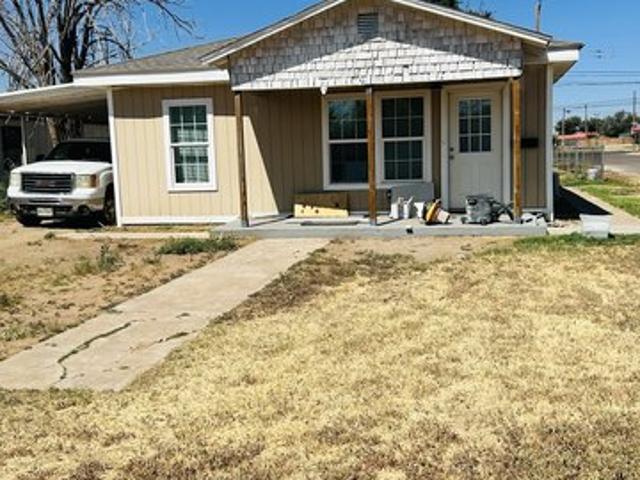 112 E Jefferson St, Levelland, TX 79336