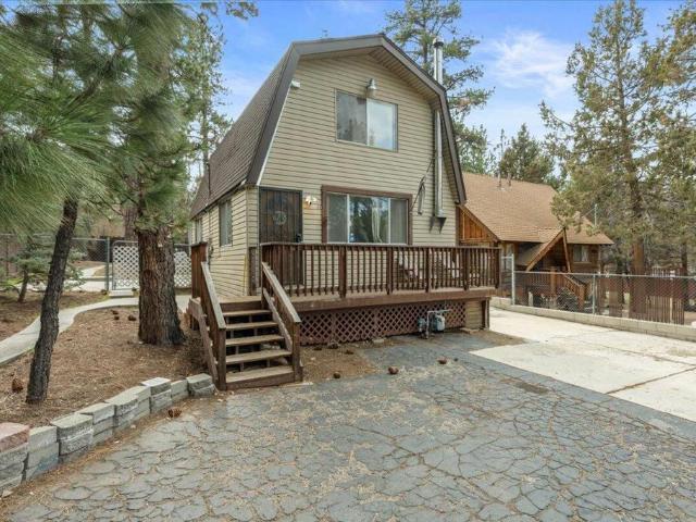 112 E Mojave Boulevard