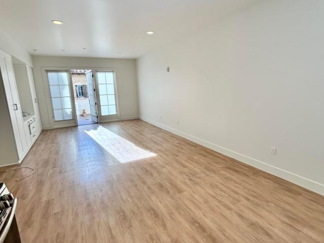 112 E Ortega St, Unit 206, Santa Barbara, CA 93101 | MLS #26 598 | Compass