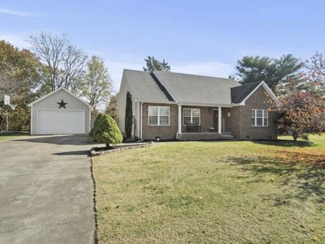 112 Eagles Nest Dr, Portland, TN 37148