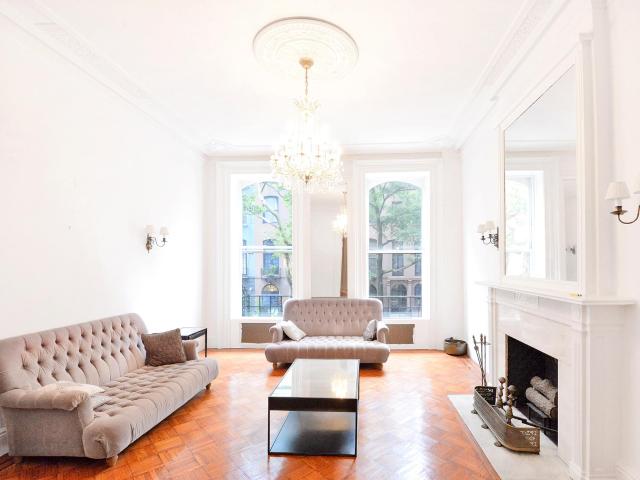 112 East 35th Street, New York, NY