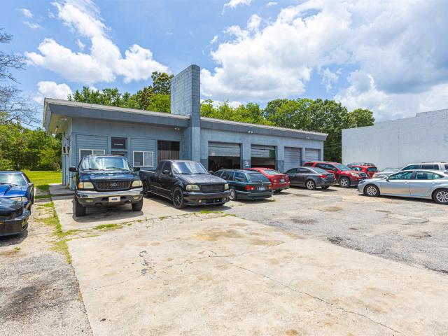 112 East Main St