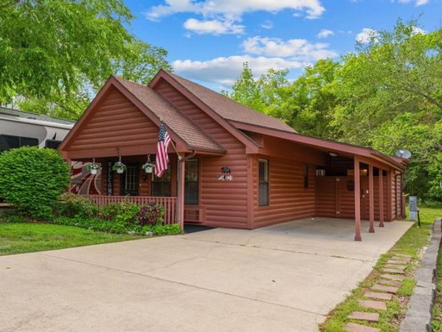 112 Fox Hole Ln, Hollister, MO 65672