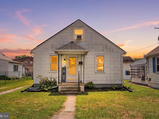 112 Fame Avenue