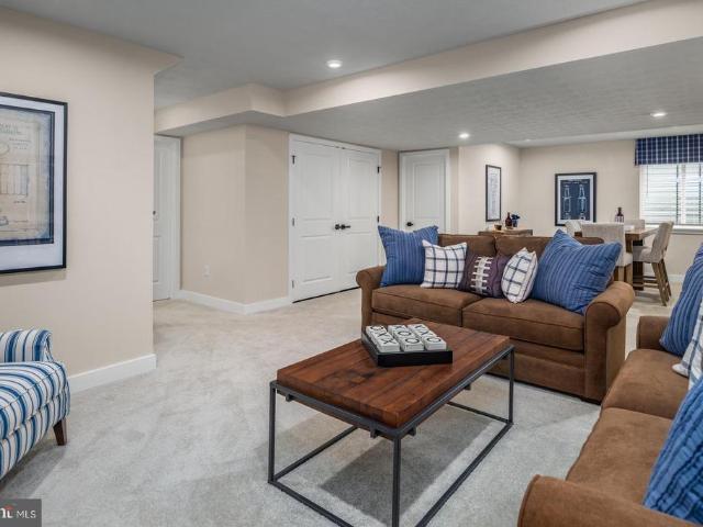 112 Firenze Court